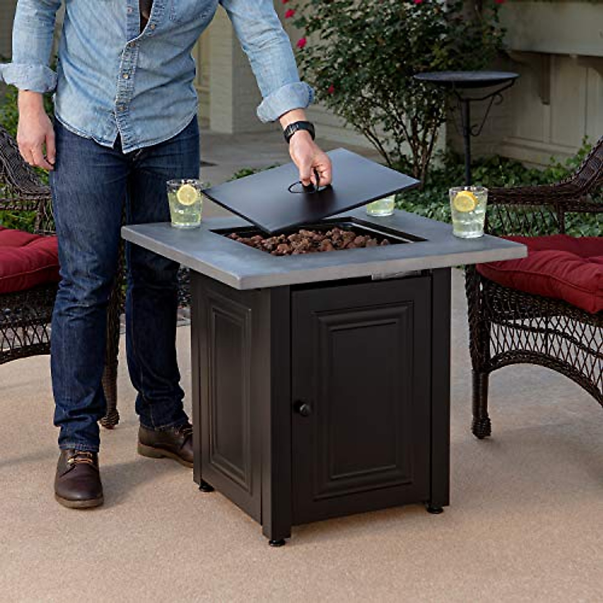 Endless Summer, Wakefield, Square 28" Outdoor Propane Fire Pit