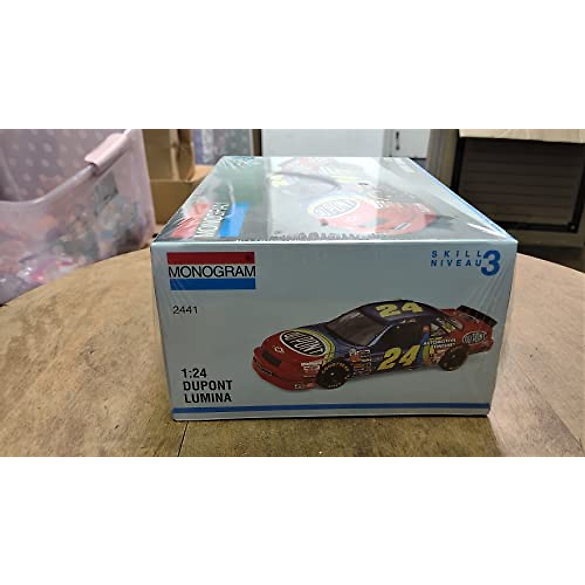 Jeff Gordon 1:24 Dupont Lumina Model Car Kit