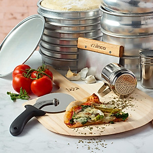 Winware Stainless Steel Dredges 10-Ounce with Handle