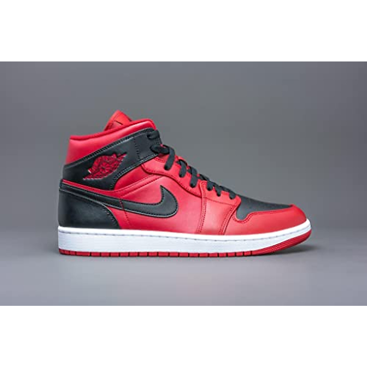 Jordan Mens 1 Mid 554724 660 Reverse Bred - Size 10