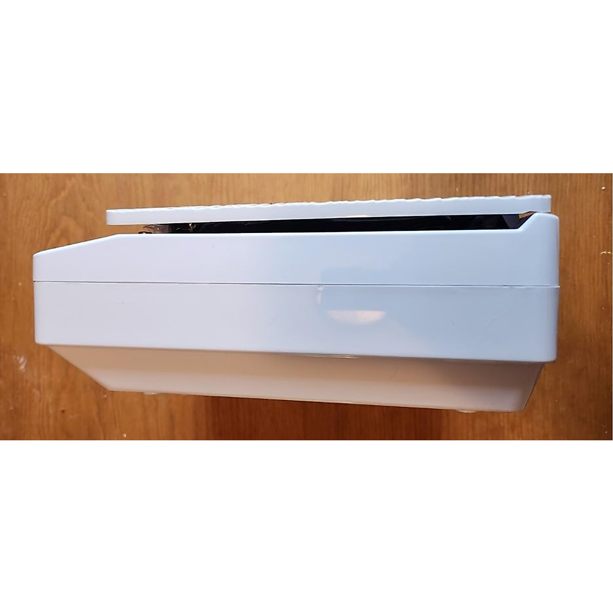 ALL-IN-ONE Wall-Mount/Desktop/Bedroom Air Purifier with HEPA Carbon Cold-Catalyst & UVC