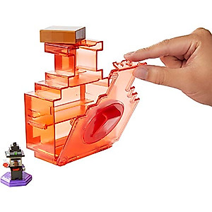Mattel Minecraft Carry Along Potion Plus Exclusive Mini Figure, Carrying Case for Mini Figures, Based on Minecraft Video Game, Toys for Kids Age 6 and Up