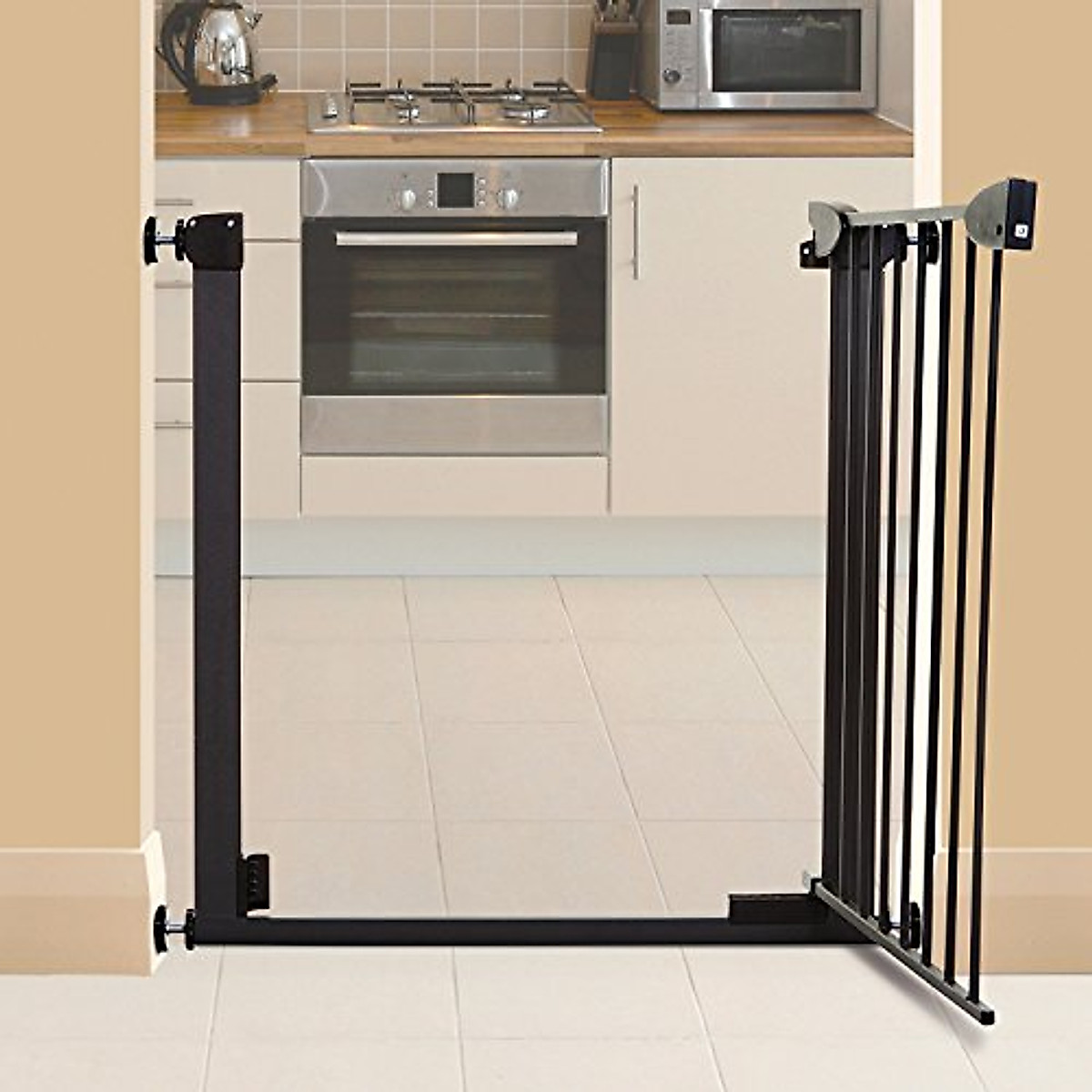 Dreambaby Boston Magnetic Auto Close Security Gate (29.5-38 inches, Black)