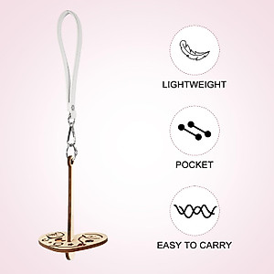 Wrist Yarn Holder, Portable Yarn Holder with Wrist Strap Stand Leather Wrist Strap Storage Knitting Crocheting Supplies Gift for Craft Lovers Knitting(Heart Shape)