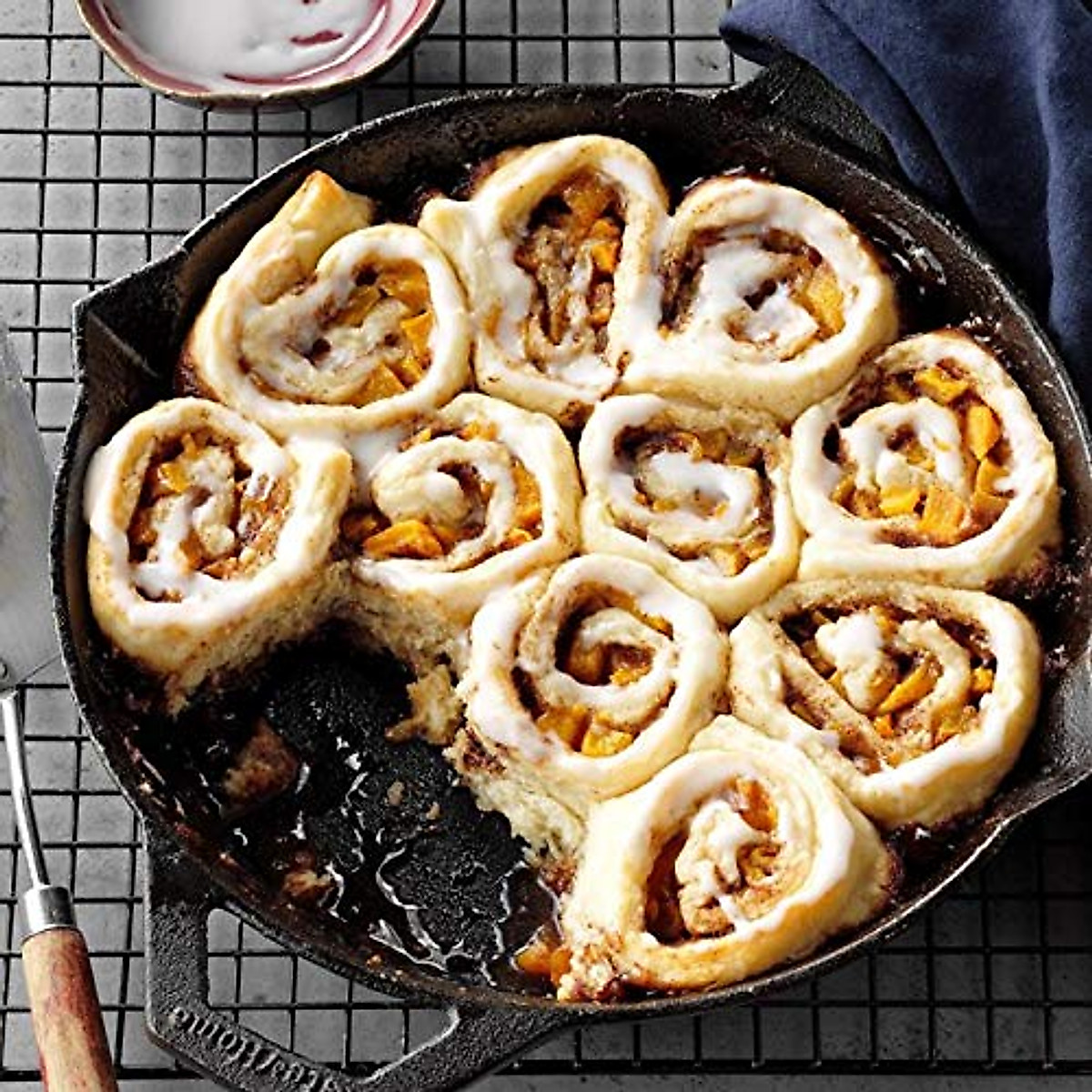 Range Kleen Taste of Home® 10-inch Pre-Seasoned Cast Iron Skillet