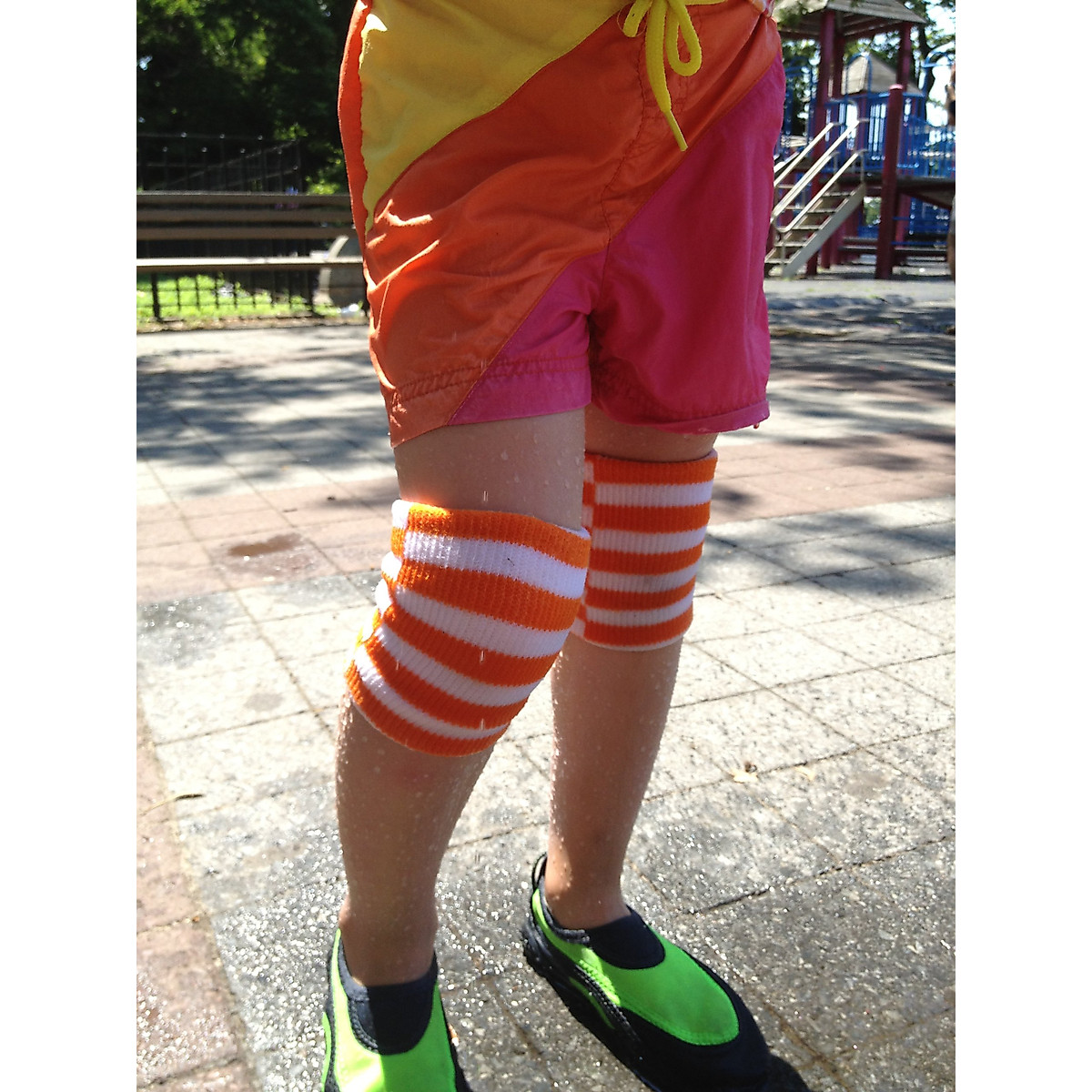 KneeBees Soft Protective Cotton Knee Pads/Knee Sleeves for Kids/Children Machine Washable Comfortable One Size Fits Most Perfect for Playing Running Exploring (Purple and Pink Stripes)