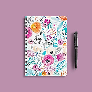 2024 Amy Knapp's Christian Family Organizer: 17-Month Weekly Faith & Inspiration Planner for Mom (Includes Stickers, Thru December 2024)