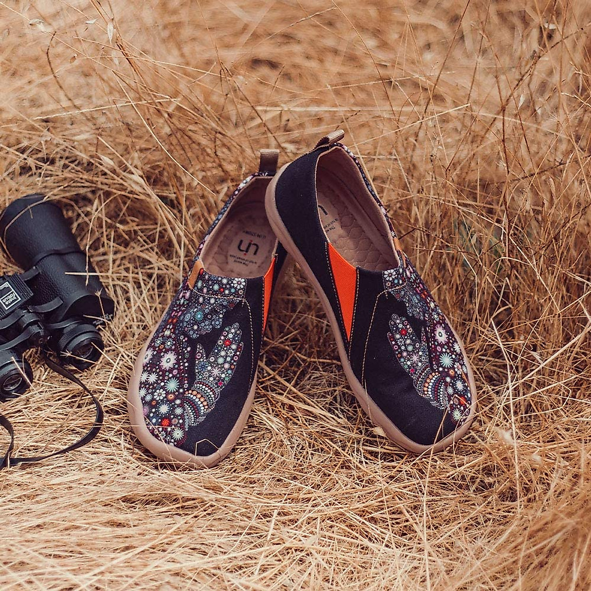 UIN Women's Slip ons Travel Shoes Casual Painted Canvas Walking Flats Pray for Goodness (40)