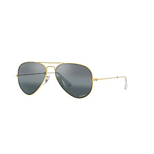 Ray-Ban RB3025 Classic Aviator Sunglasses, Legend Gold/Polarized Clear Gradient Dark Blue, 58 mm