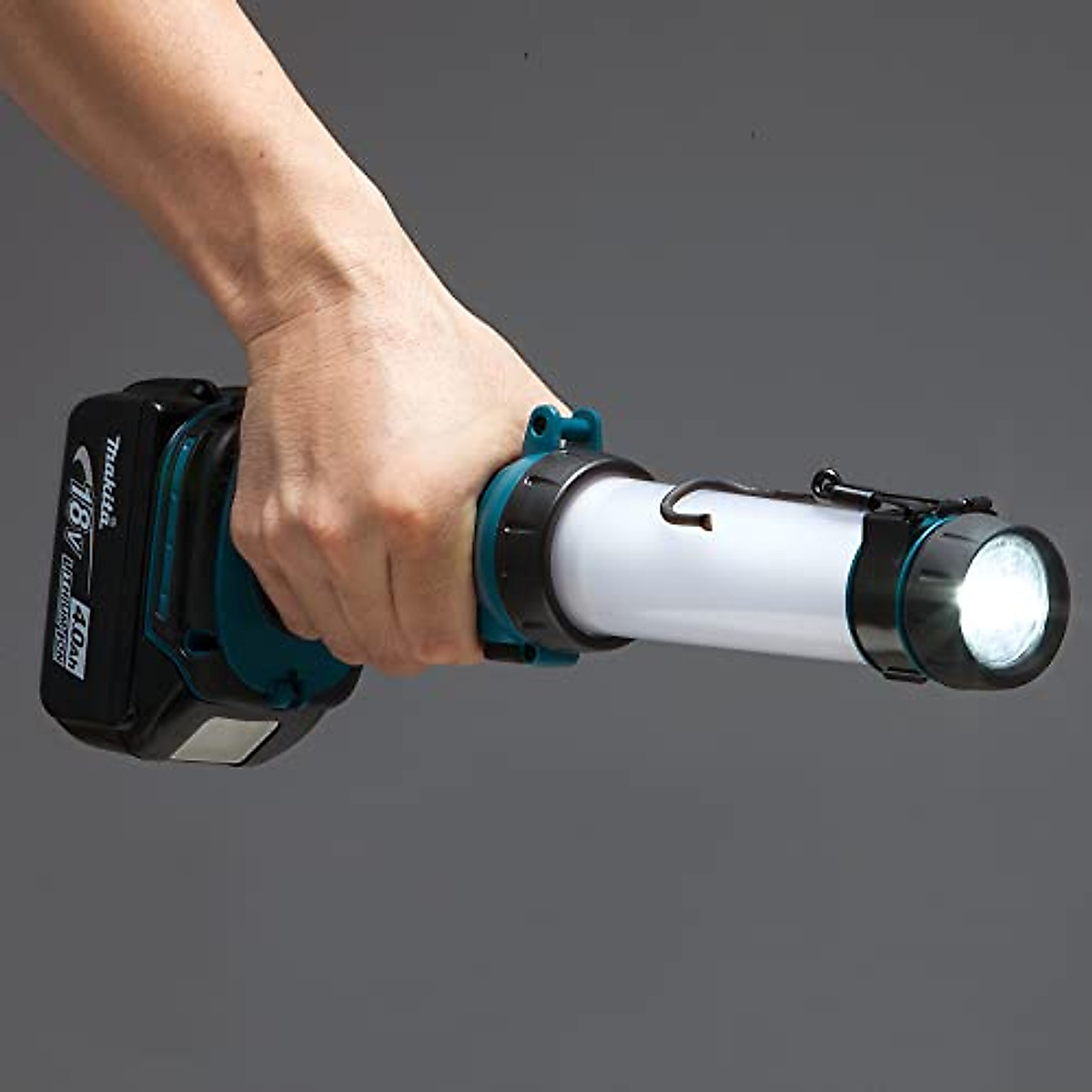 Makita DML806 18V LXT Lithium-Ion Cordless L.E.D. Lantern/Flashlight Tool