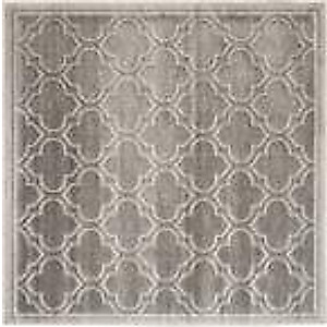 SAFAVIEH Amherst Collection 5' Round Grey / Light Grey AMT412C Moroccan Geometric Non-Shedding Dining Room Entryway Foyer Living Room Bedroom Area Rug