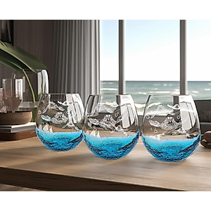 Mothers Day Gifts for Mom and Grandma, Etched Sea Turtles Family Handmade Engraved Crackle Turquoise Beach Wine Glasses