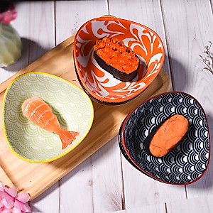 BOSILI Ceramic Soy Sauce Dishes set of 5, Japanese Soy Dishes Dipping Bowls Sauce Cups for Dumpling Sushi
