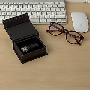Modern Flash Drive Box with Photo Cover