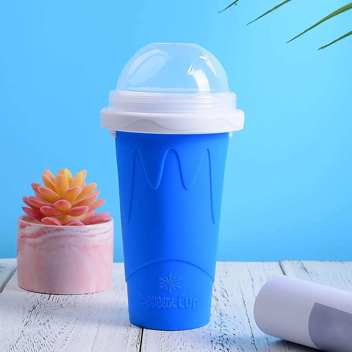 Slushie Maker Cup, Slushy Maker Frozen Magic Squeeze Cup Cooling Maker Cup Freeze Mug Milkshake, Portable Squeeze Ice Cup for Everyone