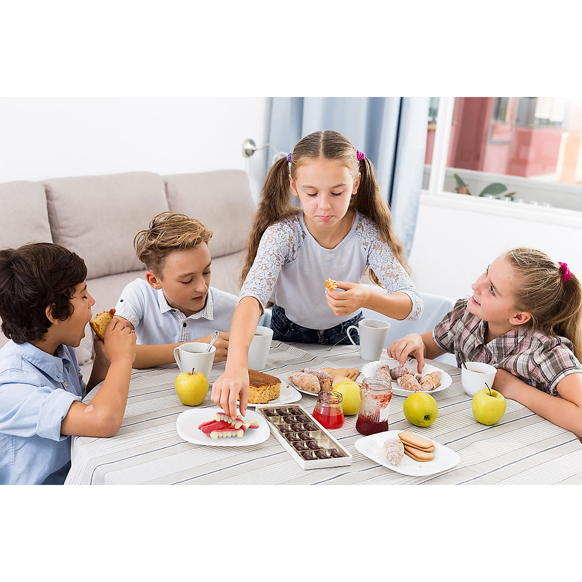 Sarah's Candy Factory Dracula Teeth Gummy Candy in Jar, 5 Lbs