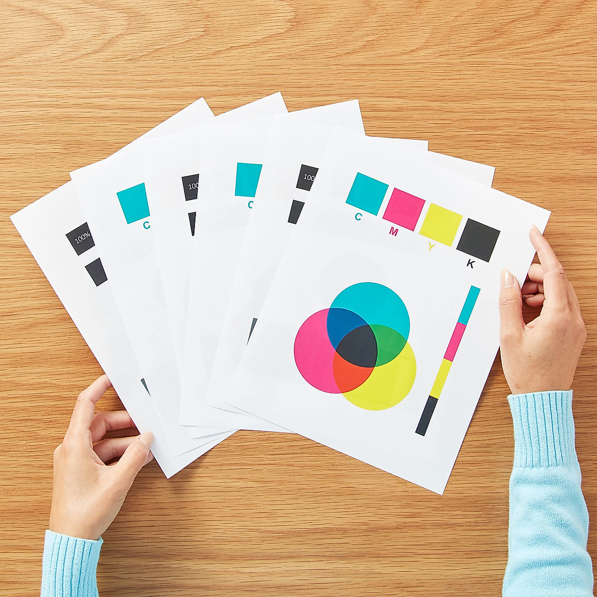 Amazon Basics Multipurpose Copy Printer Paper - 96 Bright White, 8.5 x 11 Inches, 1 Ream (500 Sheets)