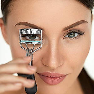 Curler Refills Eyelash Curler Refill Pads Silicone Rubber Curler Replacement Refills Pads for Universal Eyelash Curler with a Clear Storage Box (30 Pieces, Multi Color)