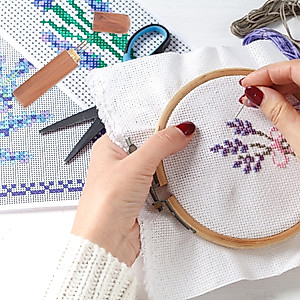 VICASKY 4Pcs Sewing Needles Holder Wood Needle Case Portable Needles Storage Case Wood Pill Bead Box Holder for Store Embroidery Needle Hand Crafts Knitting Tool Toothpick