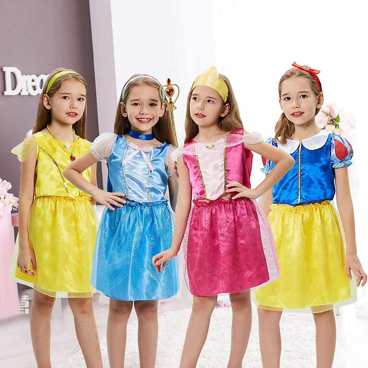 G.C Princess Dress up Trunk for Girls Princess Costume Dress Jewelry Pretend Cosplay Role Play Set Gift Toy Party Favors Dress up Clothes Accessories for Little Girl Toddler Ages 3-6 Years