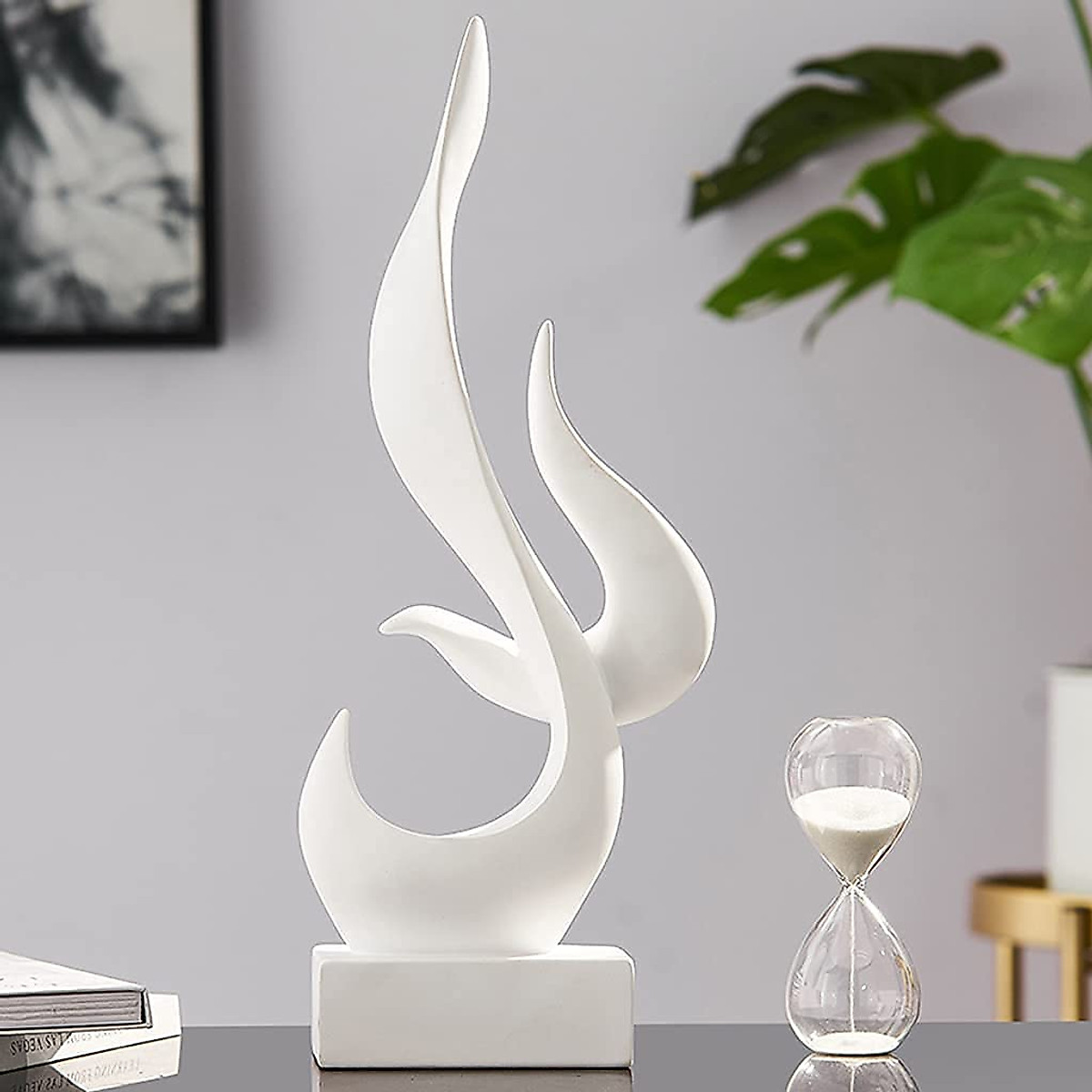 Joylern Resin Art Statue Minimalist Figurines Abstract Sculpture Desk Table Sculpture Ornaments for Home Bedroom Living Room Garden Office - White