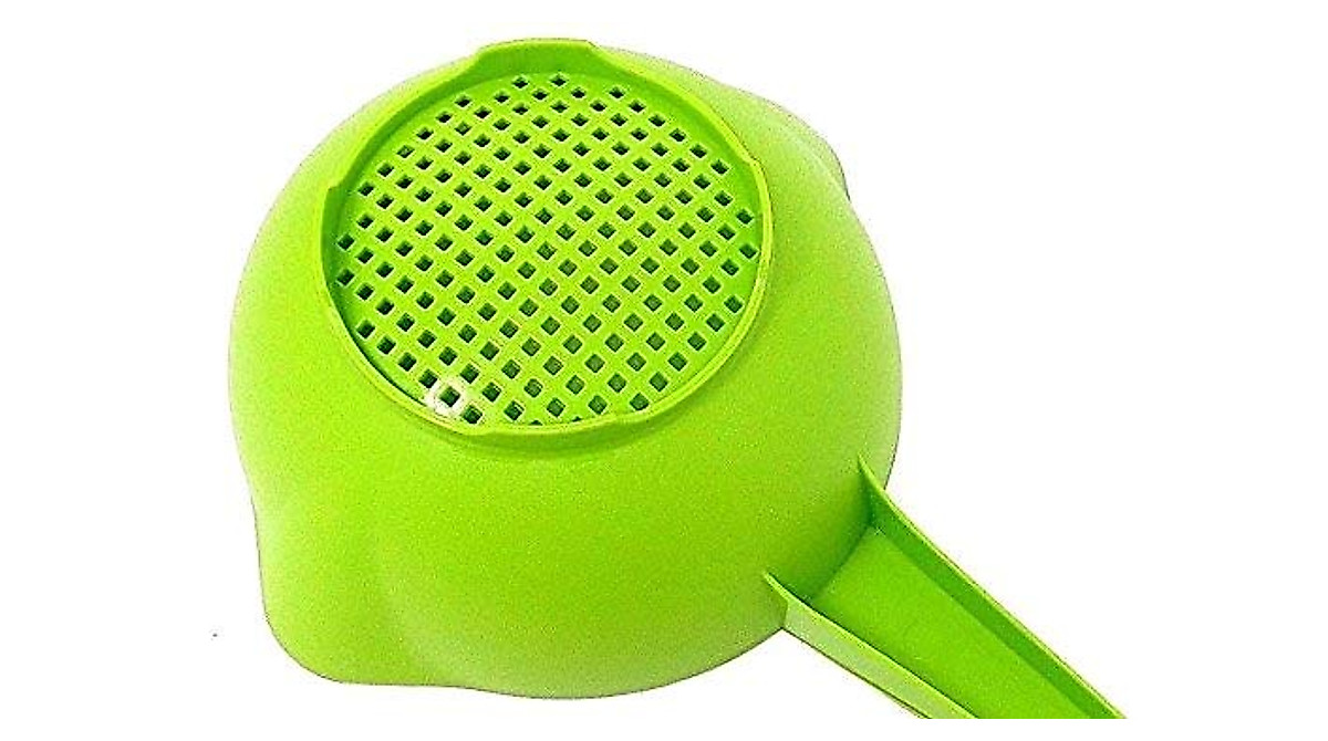 Tupperware Small 1 Quart Colander with Handle - Lime Green