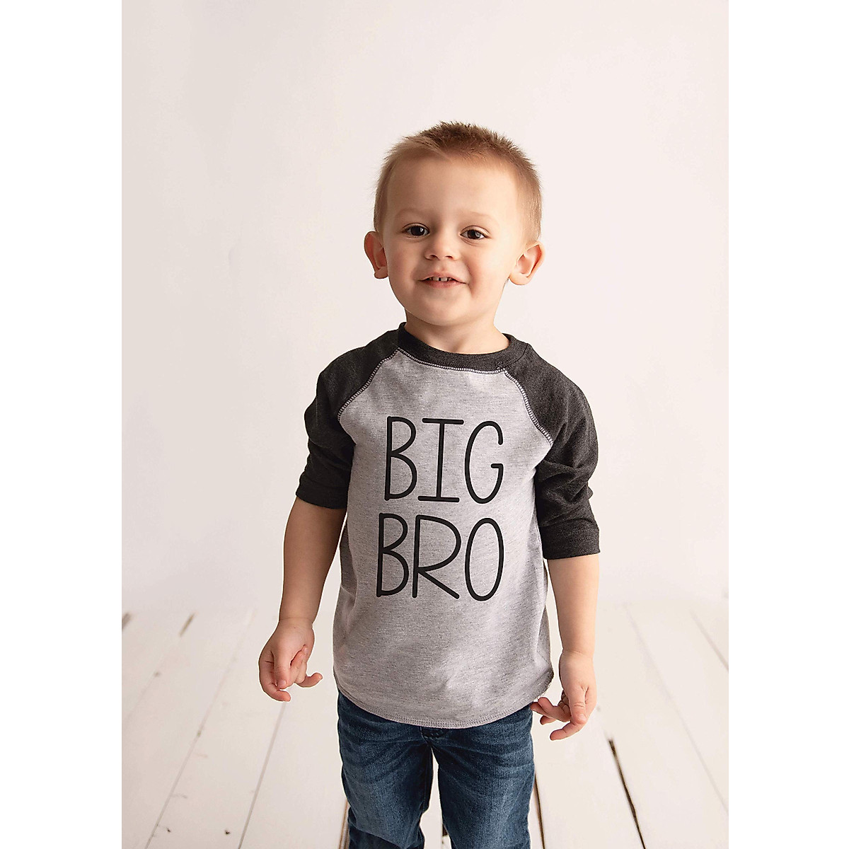 7 ate 9 Apparel Boy's Big Brother Grey Baseball Shirt T-Shirt 18 Months