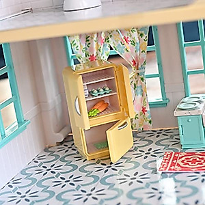 Sunny Days Entertainment Honey Bee Acres Sweet Home Kitchen Accessories Playset, 27 Piece Set: