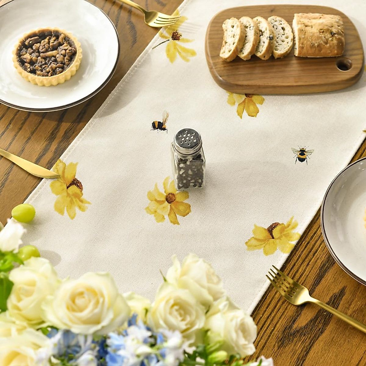 Artoid Mode Yellow Flowers Daisy Bees Summer Table Runner, Seasonal Easter Fall Holiday Kitchen Dining Table Decoration for Home Party Indoor 13x72 Inch