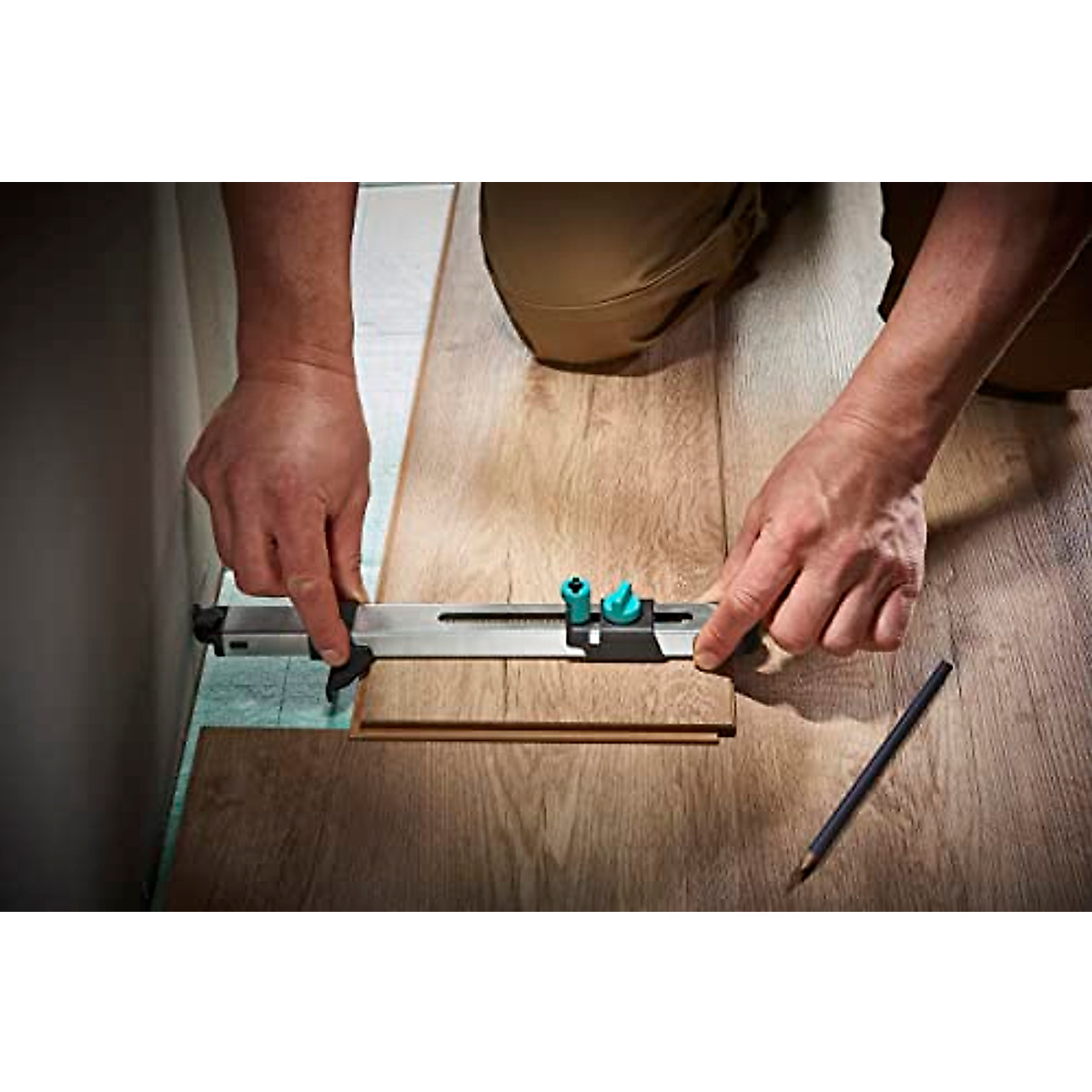 wolfcraft Laminate Fitter I 6952000 I For precise measurement and transfer of the last row of laminate