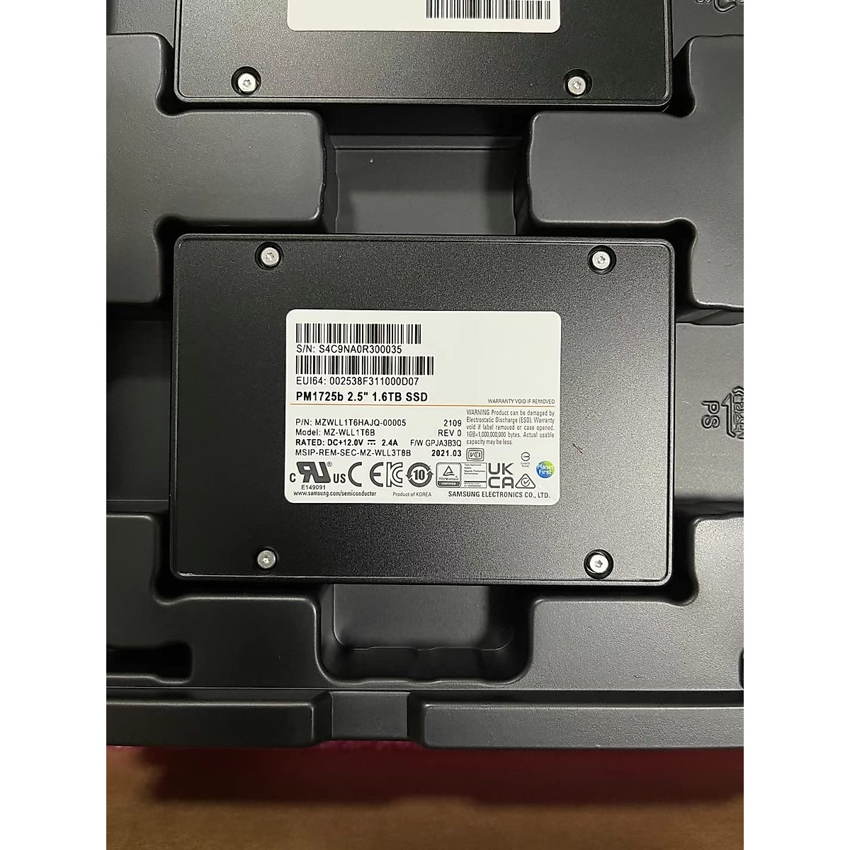 1.6TB PM1725b U.2 Nvme 2.5" PCIe Gen3 x4 PCI Express 3 DWPD Enterprise Solid State Drive for Dell HP Lenovo Supermicro Server