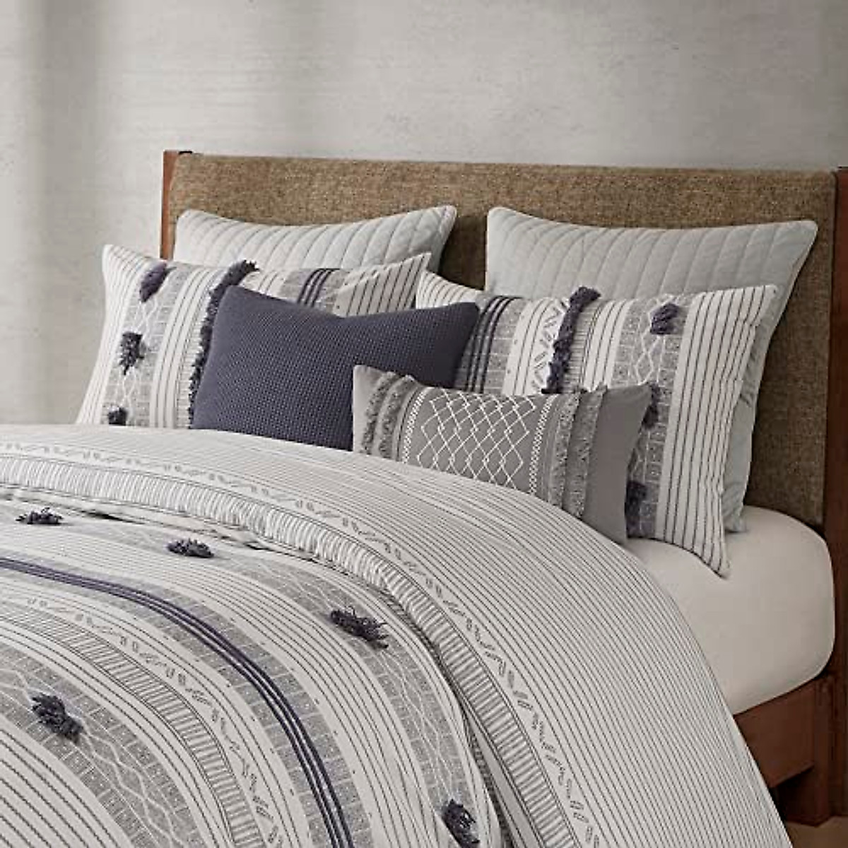 INK+IVY Cody Cotton Duvet Set - Geometric Modern Design with Fringe Tassel Trim and Pom Accent, All Season, Breathable Cover for Comforter Bedding, Shams, King/Cal King(104"x92") Gray/Navy 3 Piece