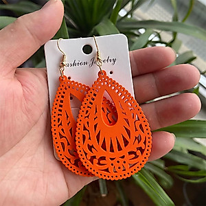 MALOYANVE Bohemian Wood Earrings for Women Handmade Natural Retro Lightweight Teardrop Geometric Hollow Wooden African Dangle Drop Geometric Statement Earrings Boho Vintage Ethnic (Orange)