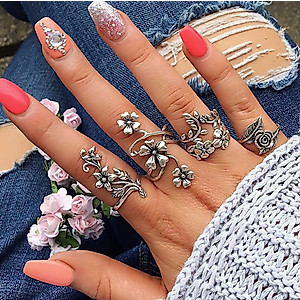 Muised 4Pcs Knuckle Rings Set for Women, Vintage Silver Stack Rings, Knuckle Rings Set Retro Jewelry, Rings Trendy Silver Ring Set Rings for Teen Adult