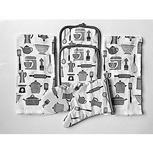 Mainstay 5 Piece Kitchen Set Includes 2 Kitchen Towels, 1 Pot Holders, &2 Oven Mitts (Kitchen Utensils)