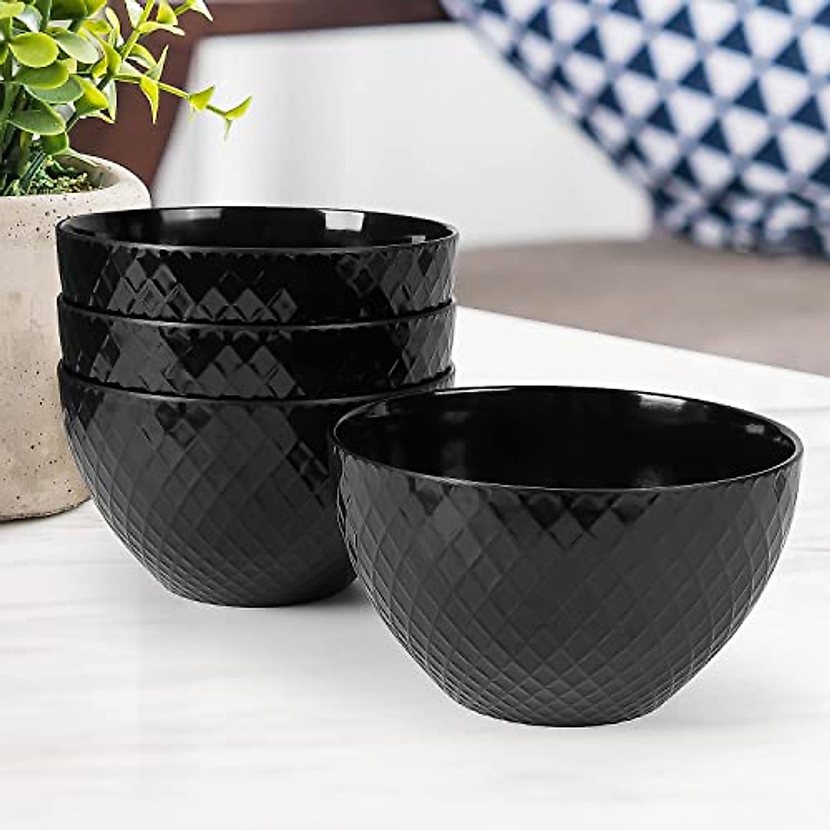 afcevnlb Unbreakable Melamine Bowls 26 OZ Dishwasher Safe BPA Free Black Bowl Dessert Bowls for Serving Soup, Oatmeal, Pasta and Salad （Set of 4）