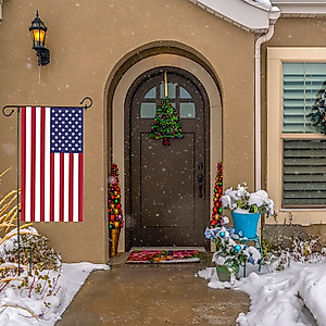 12 Pcs Garden Flag Rubber Stoppers Christmas Yard Flag Stands Black Flower Shape Flag Pole Stopper for Lawn Flags Stands Holder for Indoor and Outdoor Flag Pole Stand