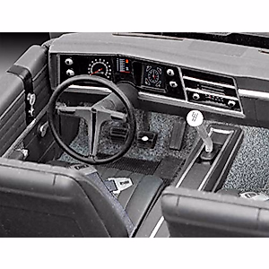 Revell RV07662 1:25-1968 Chevy Chevelle SS 396 Plastic Model kit, Black, 1/25