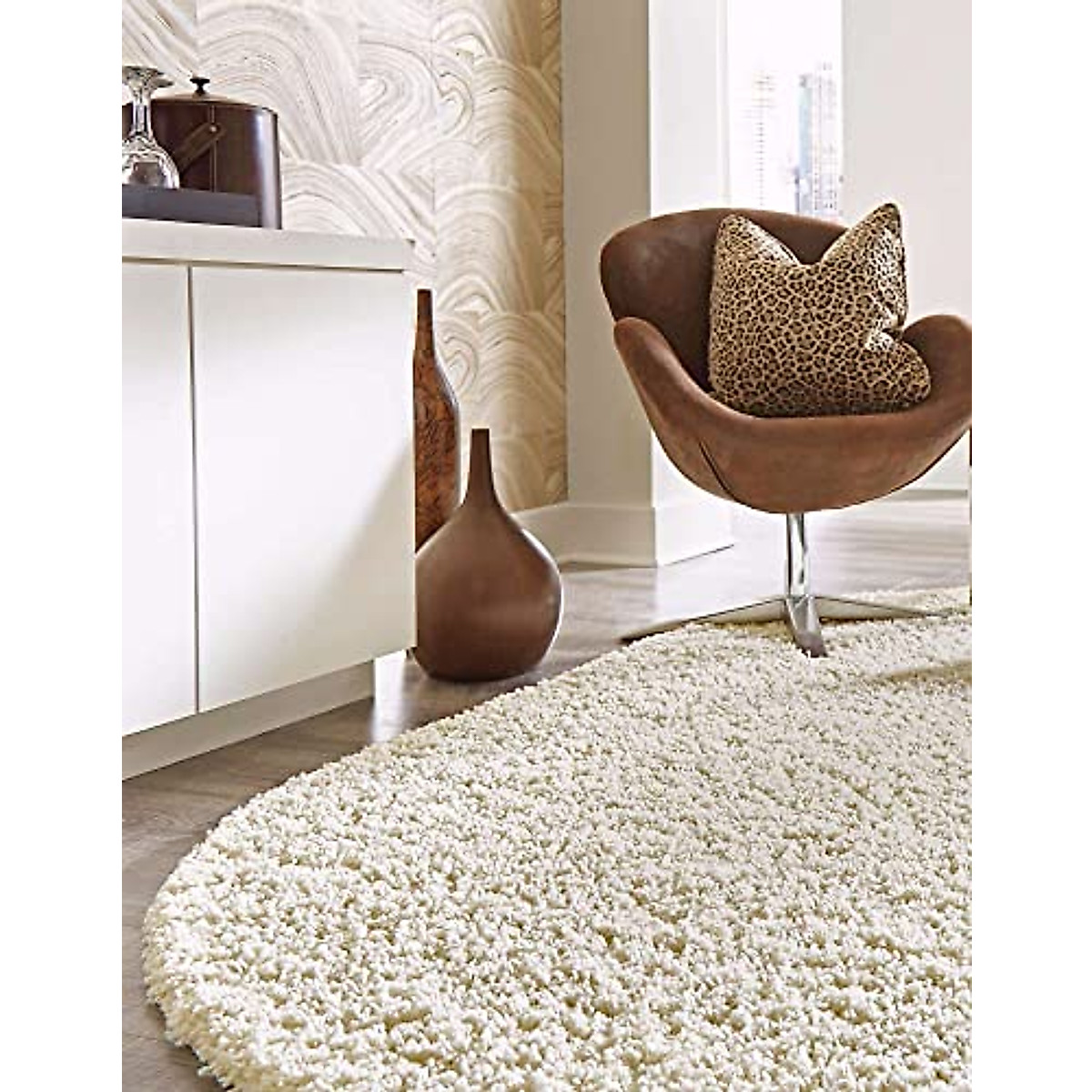 Rugs.com - Über Cozy Solid Shag Collection Rug – 5' x 8' Oval Pure Ivory Shag Rug Perfect for Living Rooms, Large Dining Rooms, Open Floorplans
