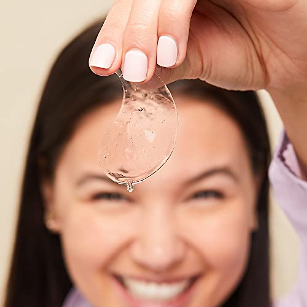 Patchology Holiday Spirits skincare gift set for men and women – 30 Under Eye Patches. Serve Chilled Bubbly and Rosé Eye Gels with Niacinamide, and Hyaluronic Acid for brightening, anti-aging. Perfect for gifts and stocking stuffers