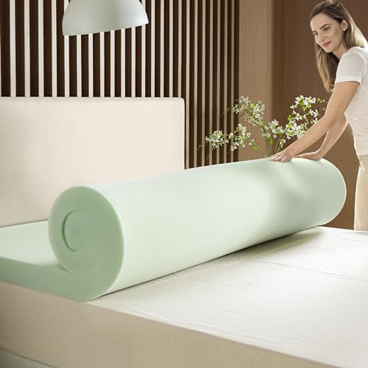 ZINUS 4 Inch Green Tea Memory Foam Mattress Topper, Smaller, More Convenient WonderBox Packaging, Pressure-Relieving Layers, CertiPUR-US Certified, Twin