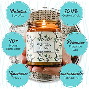 Moonlight Makers “Fresh Cut Christmas Tree” Candle, Christmas Scented Soy Candle with Essential Oils, Holiday Candle for Home, Long Lasting 40+ Hour Burn Time, 9oz Clear Glass Jar