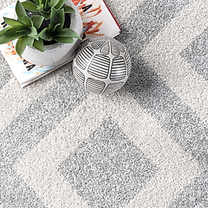 nuLOOM Zadie Geometric Accent Rug, 3x5, Light Grey