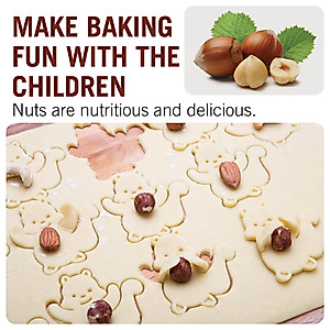 Nutter: Fun Cookie Cutter | Squirrel-Shaped Pastry Cutter for Adorable Cookies | Cute Kitchen Accessories | Cookie Cutters for Cookies that Hold Nuts in 1 Paw | Cool Kitchen Gadgets by Monkey Business