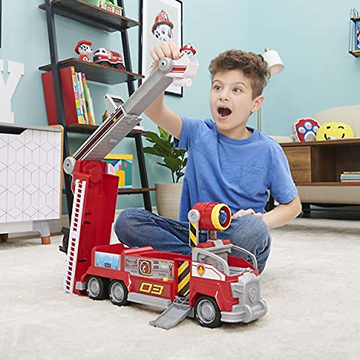 Paw Patrol, Marshall’s Transforming Movie City Fire Truck with Extending Ladder, Lights, Sounds and Action Figure, Kids Toys for Ages 3 and up
