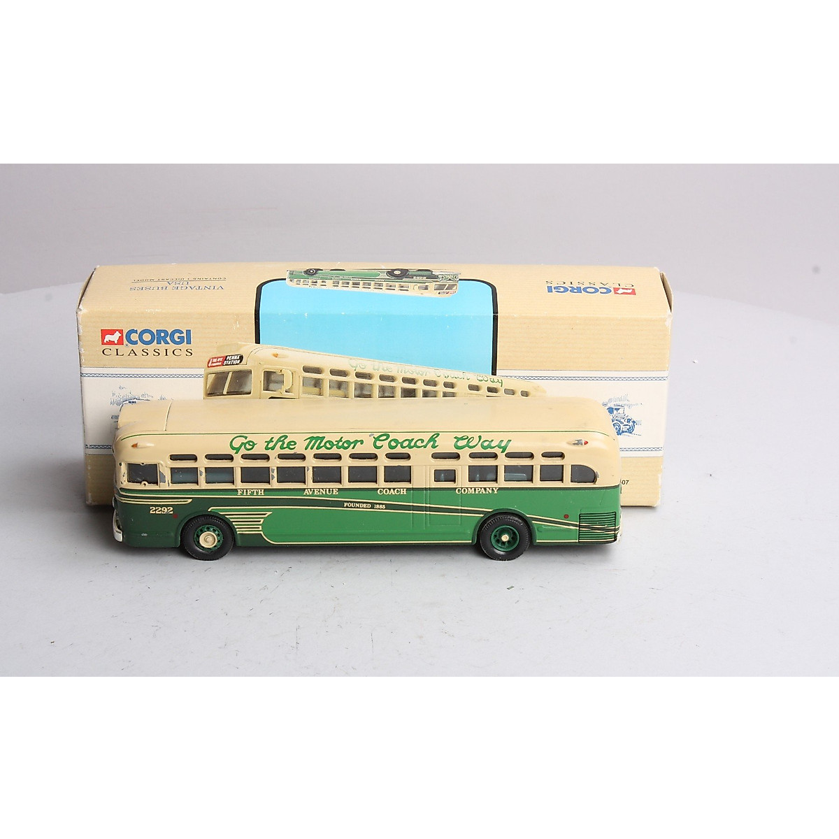 GMC Corgi Classics New York City Transit Bus