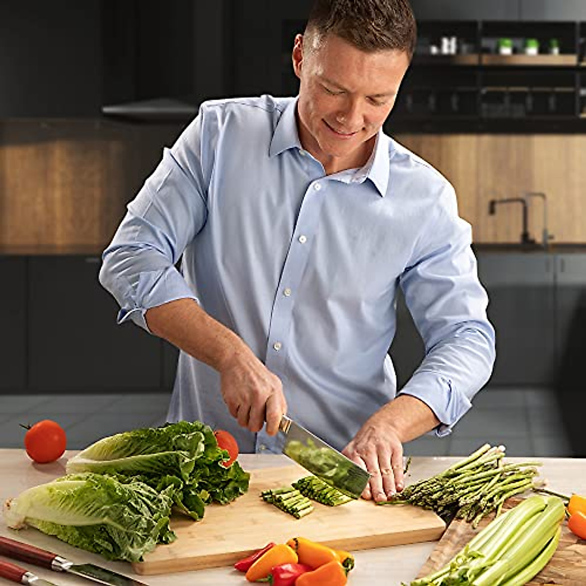 Nakiri Knife, 7 inches, Japanese VG-10 Stainless Steel - Balanced Damascus Blade Vegetable Cleaver with Pakkawood Handle - Handcrafted Kitchen Knife - Premium Chef Knives and Gifts for Cooks