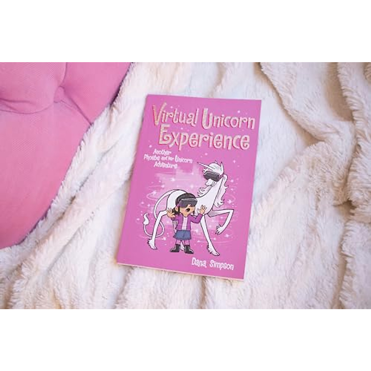 Virtual Unicorn Experience: Another Phoebe and Her Unicorn Adventure (Volume 12)