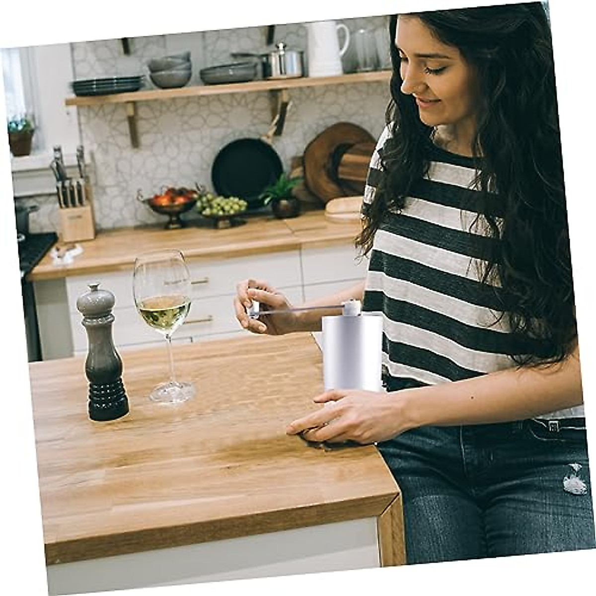 Tablet Crusher 1pc Hand Mill portable hand crank mill medicine grinder mill knight Manual Bean Grinder rite aid portable coffee grinder automatic coffee grinder