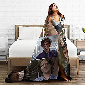 Matthew Gray Gubler Throw Blanket Fleece Soft Fuzzy Blankets 50x40 in for Couch Beach Picnic Camping Travel Airplane